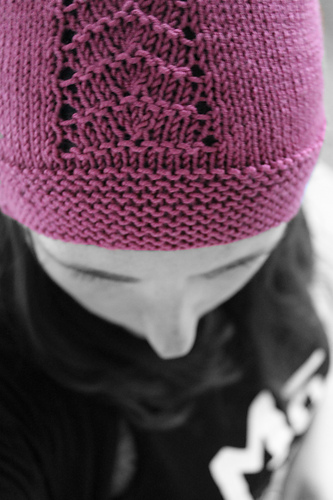 Ravelry: Chinatown Hat - DK pattern by Julie Gilliver