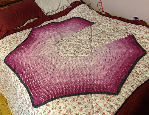 Ravelry: Hexagon Fingering Version pattern by Jennifer Vancalcar