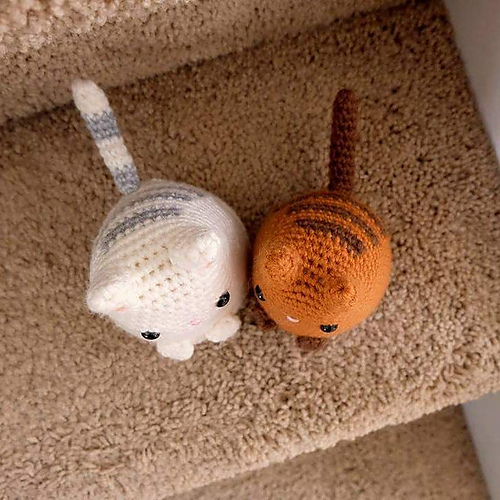 Ravelry: Dumpling Kitty pattern by Sarah Sloyer