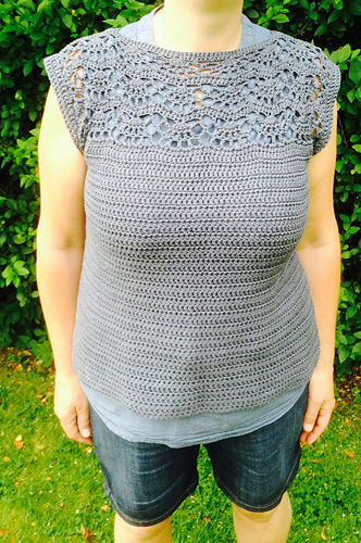 Ravelry: Pearl shell top pattern by Ana D