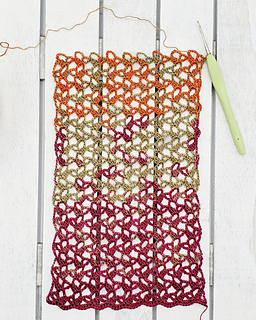 Ravelry: Leafy Table Runner pattern by Raine Eimre