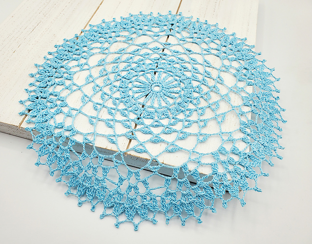Ravelry: Romantic Doily pattern by Raine Eimre