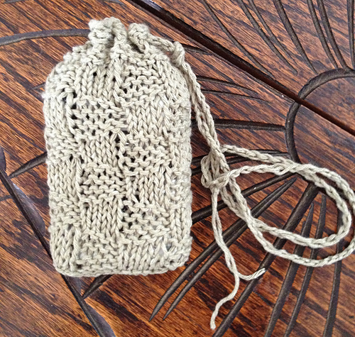 Ravelry: Radcliffe Camera Bag pattern by Miranda