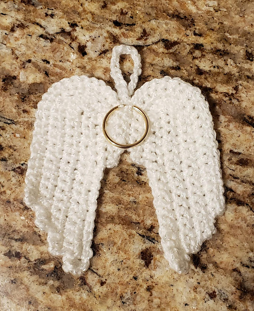 Ravelry: Angel Wings Ornament pattern by Suzy Edukaitis