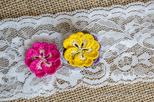 Ravelry: Mini Heart Petals Flower pattern by Happy Patty Crochet
