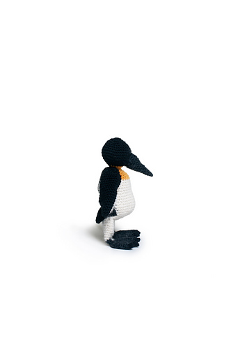 Ravelry: Caesar the Emperor Penguin pattern by Kerry Lord