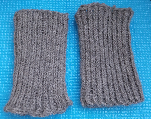 Ravelry: 1x1 Twisted Rib Ankle Boot Cuffs pattern by Khrissi Satterfield