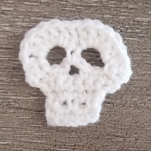 Ravelry: Skull Applique pattern by Michele Webb
