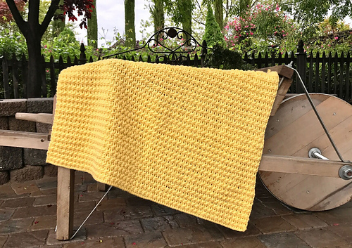 Ravelry: All Thumbs Lap Blanket pattern by Alice's Embrace