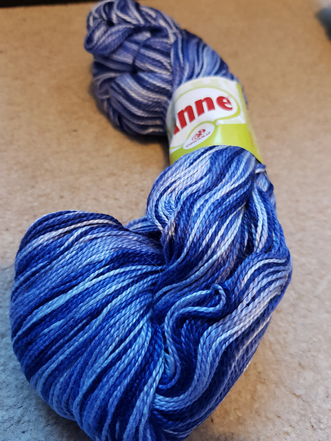 Ravelry: Circulo Yarns Anne Brilho