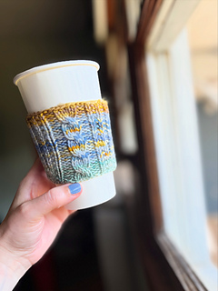 Ravelry: Squishy Coffee Cozy pattern by Heidi Carter