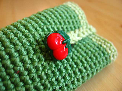 Ravelry: Flower key cozy pattern by Sayjai Thawornsupacharoen