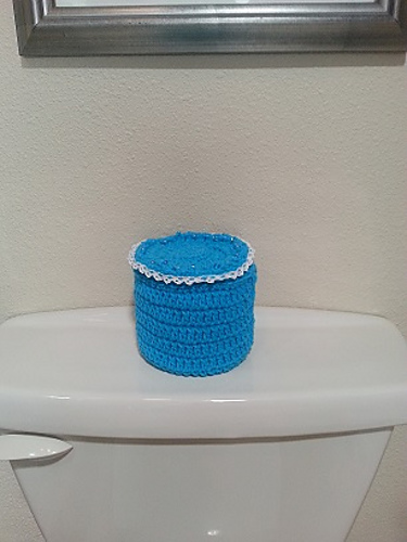 Ravelry: Octopus and small basket pattern by Helen Brady