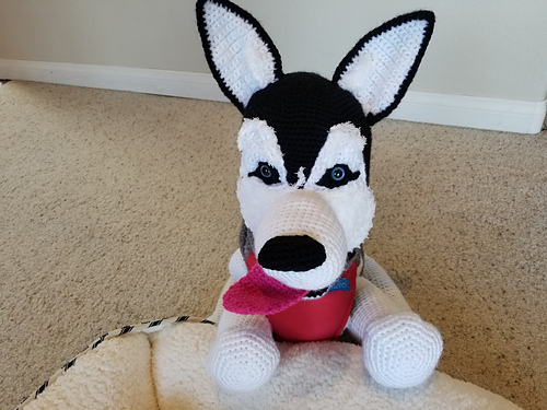 Ravelry: Large Amigurumi Siberian Husky Dog pattern by Helen Brady