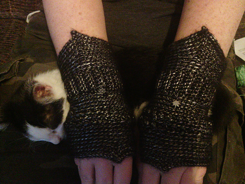 Ravelry: Medieval Texting Gloves pattern by A Crocheted World