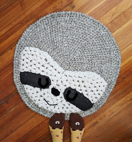 Ravelry: Sloth rug pattern by Hello Happy