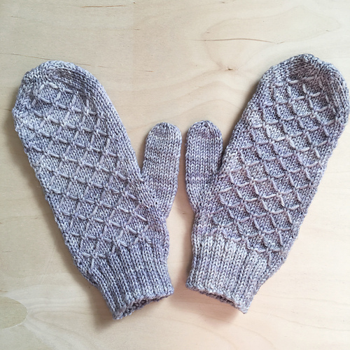 Ravelry: Moonstone Mittens pattern by Woolfield - Nicole Bracey
