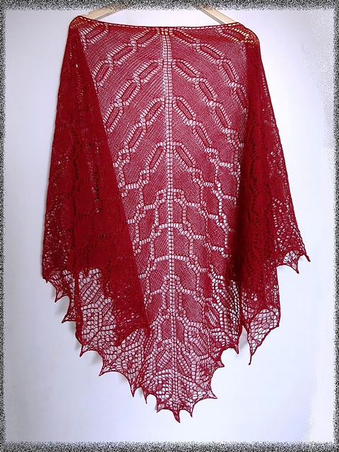 Ravelry: Lady of Swords pattern by Po Lena