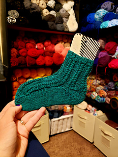 Ravelry: The Madeira Socks pattern by Jazzy Steele