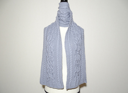 Ravelry: Gabriel scarf pattern by Alice Moreels