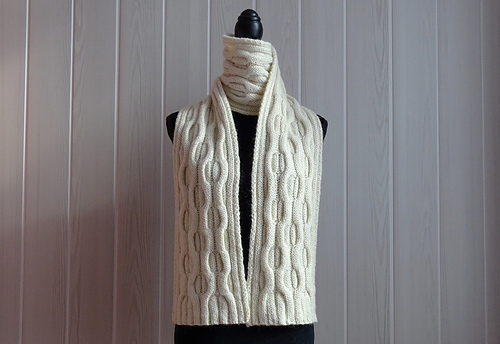 Ravelry: Raphaël scarf pattern by Alice Moreels