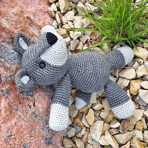 Ravelry: Walter the Wolf pattern by Jess Huff