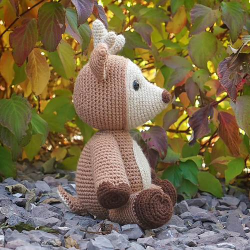 Ravelry: Dash the Deer pattern by Jess Huff