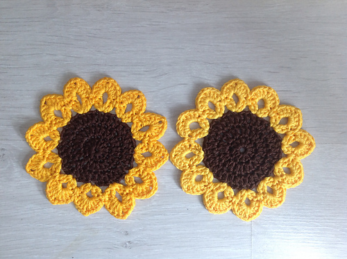 Ravelry: Bianca's Sunflower pattern by Miranda Negrete