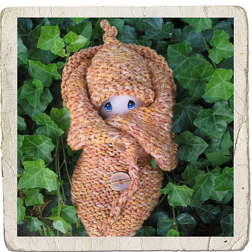 Ravelry: Peanut & Peapod pattern by Donna Higgins