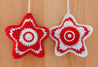 Ravelry: Christmas star bauble I pattern by Hila Lifshitz