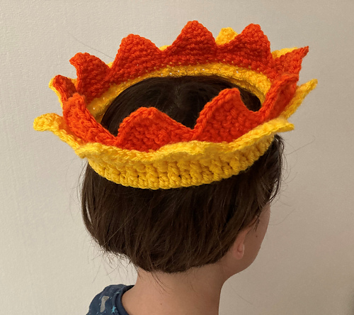 Ravelry: Sun crown pattern by Hila Lifshitz