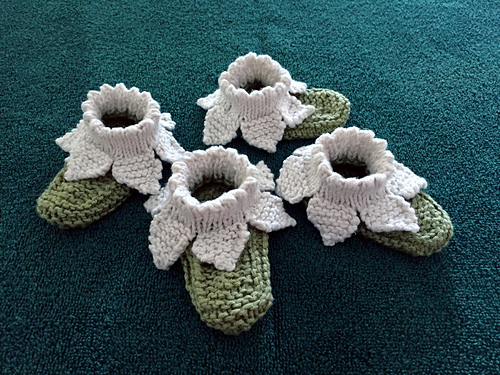 Ravelry: Flower Booties pattern by Gail Hill