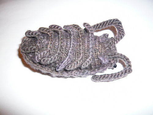 Ravelry: Amigurumi Woodlouse pattern by Jillian Thom