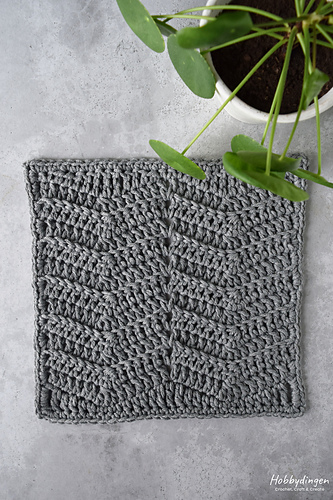 Ravelry: September Square pattern by Hobbydingen