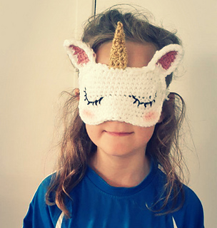 Ravelry: Unicorn Sleep Mask pattern by Lisa van Klaveren