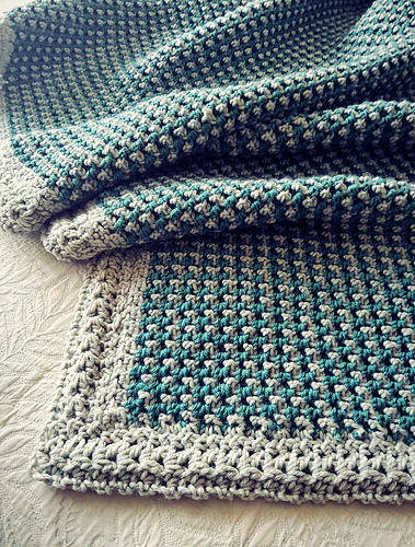Ravelry: Textured Houndstooth Throw pattern by Lisa van Klaveren