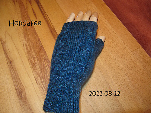 Ravelry: Handschmeichler Lanzarote pattern by Anita Tippmann
