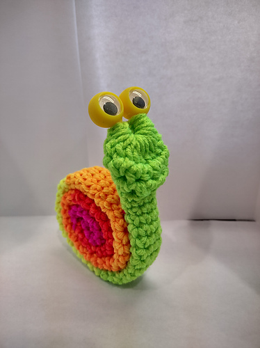 Ravelry: Googly eye snails pattern by Tara womack