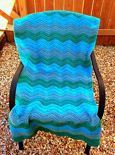 Ravelry: Chevron Ripple Afghan pattern by V. Noël