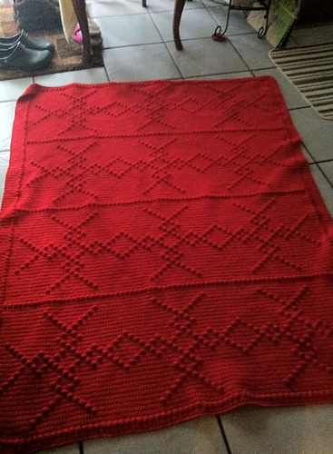 Ravelry: 8 Red Diamonds pattern by Nancy Liggins
