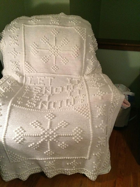 Ravelry: 69 Let it snow Let it Snow pattern by Nancy Liggins
