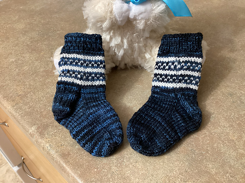 Ravelry: Simple baby socks pattern by Kristina Tyla