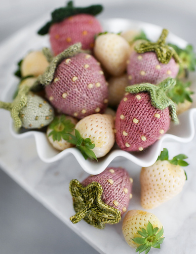 Ravelry: Preserves pattern by Hunter Hammersen