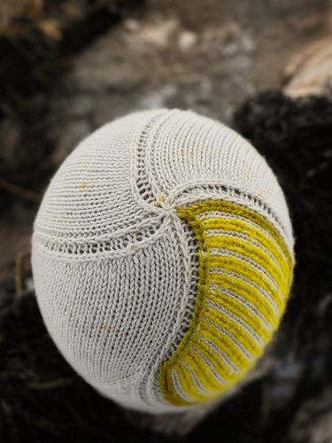 Ravelry: Penchant pattern by Hunter Hammersen