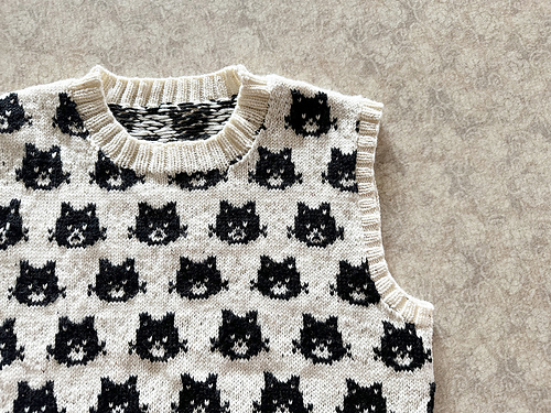 Ravelry: Darjeeling Vest pattern by Sangmi Lee