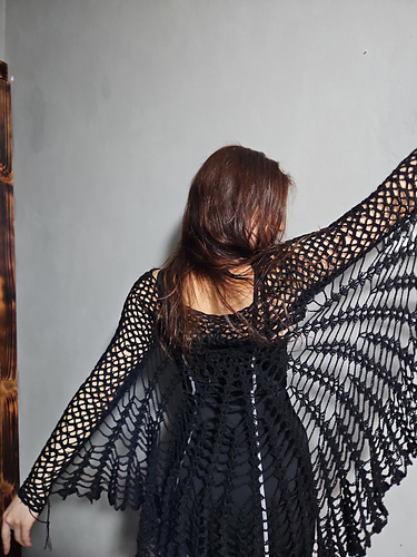 Ravelry: Bat sleeve pattern by Izabela Firlová