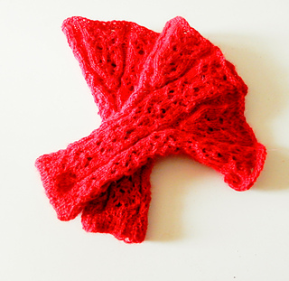Ravelry: iglinz's Poppy cuffs