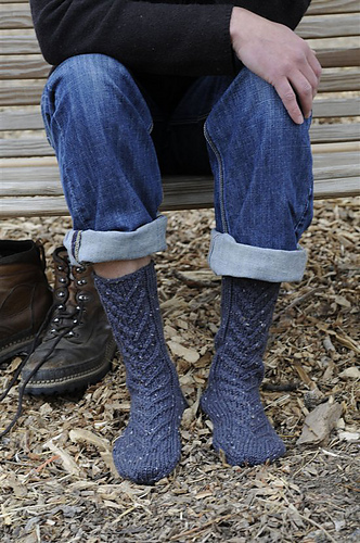 Ravelry: Braided Slipper Sock pattern by Ann Budd