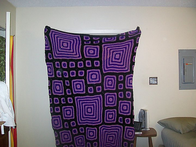 Ravelry: illbeinmybook's 3 colored babette