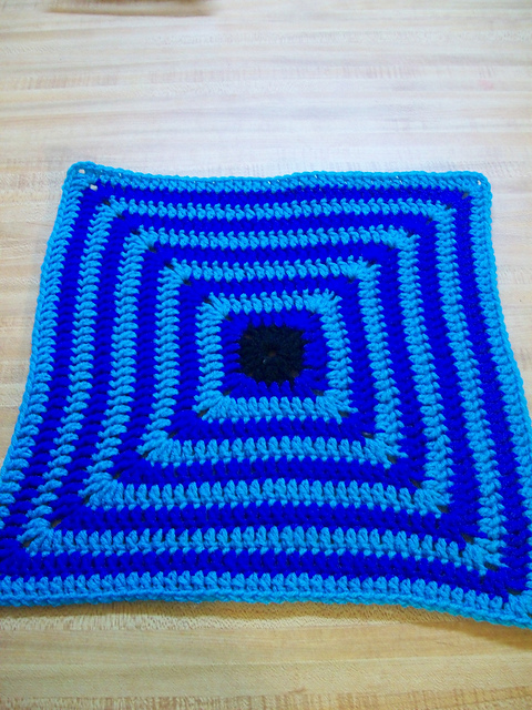 Ravelry: illbeinmybook's 3 colored babette